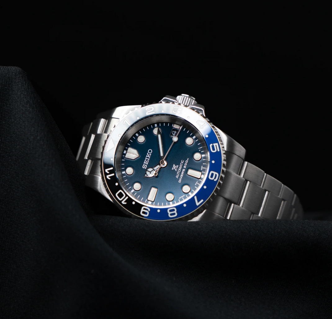 Seiko Mod GMT Bruce Wayne – NeoLux Watch & Co